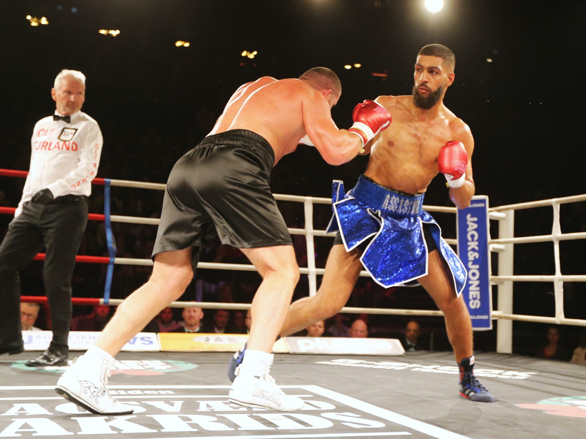 Hussein brødre bokser i Royal Arena - KNOCK OUT - Danmarks bedste bokseside