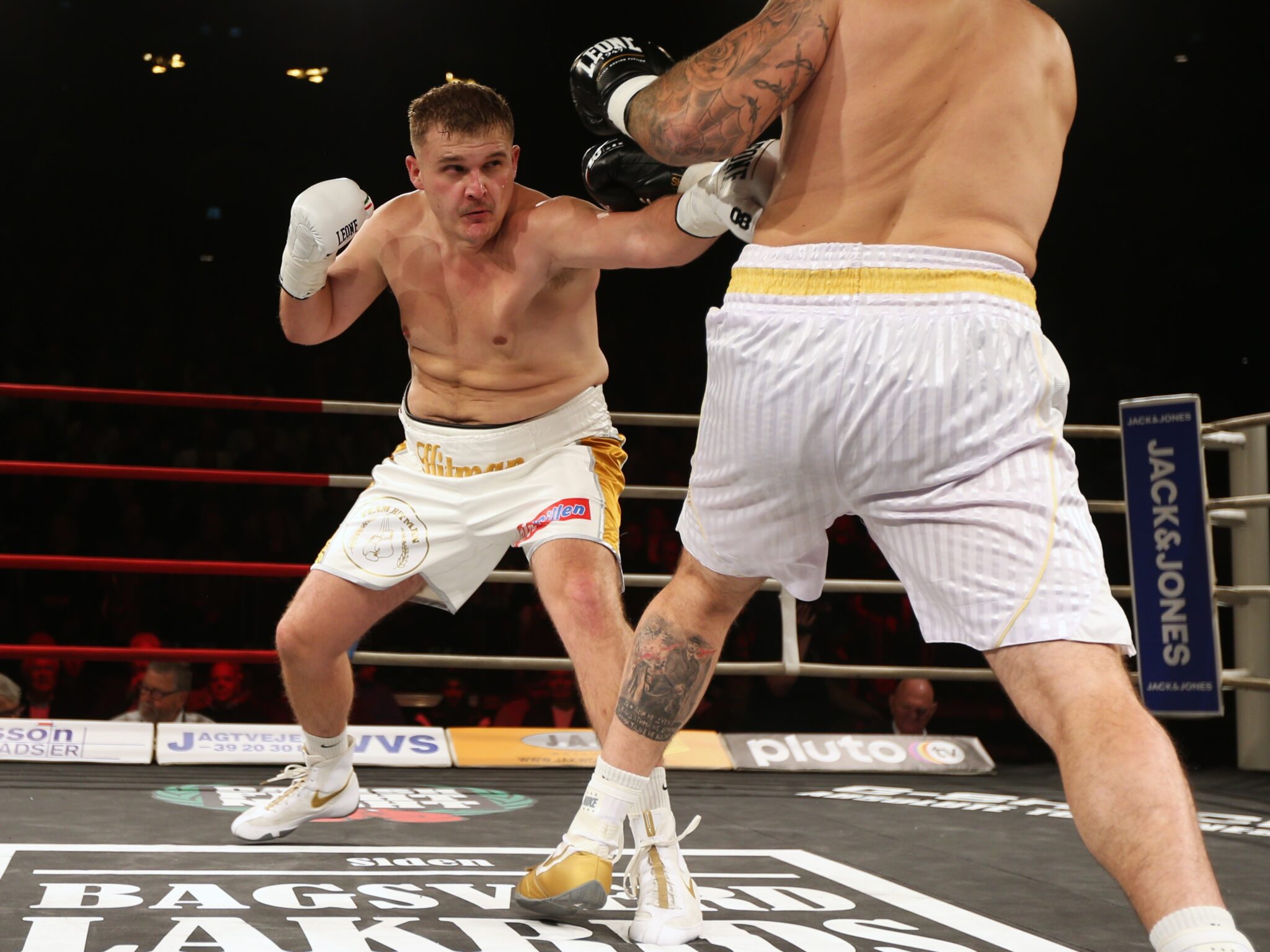 Ingen kamp til Mathias Hansen i Royal Arena - KNOCK OUT - Danmarks ...