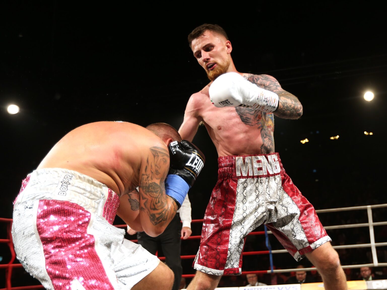 Flot knockout-sejr til Meng - KNOCK OUT - Danmarks bedste bokseside